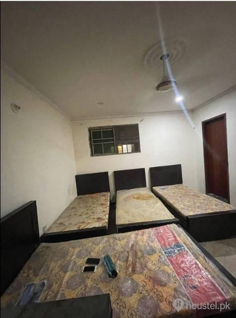 Unique Girls Hostel - Girls Hostel in Township Lahore near minhaj ...