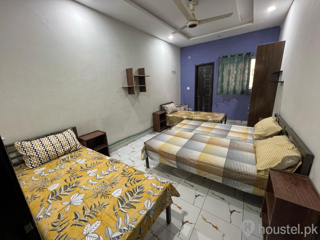 DIVINE Hostel - Girls Hostel in Muslim Town Lahore near jilan park with ...