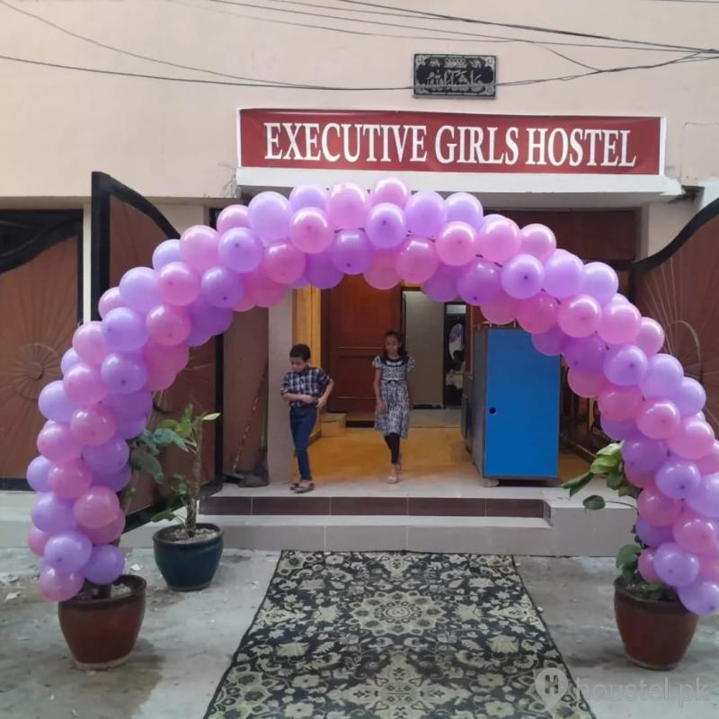 EXECUTIVE GIRLS HOSTEL - Girls Hostel in Defence View Society Karachi ...