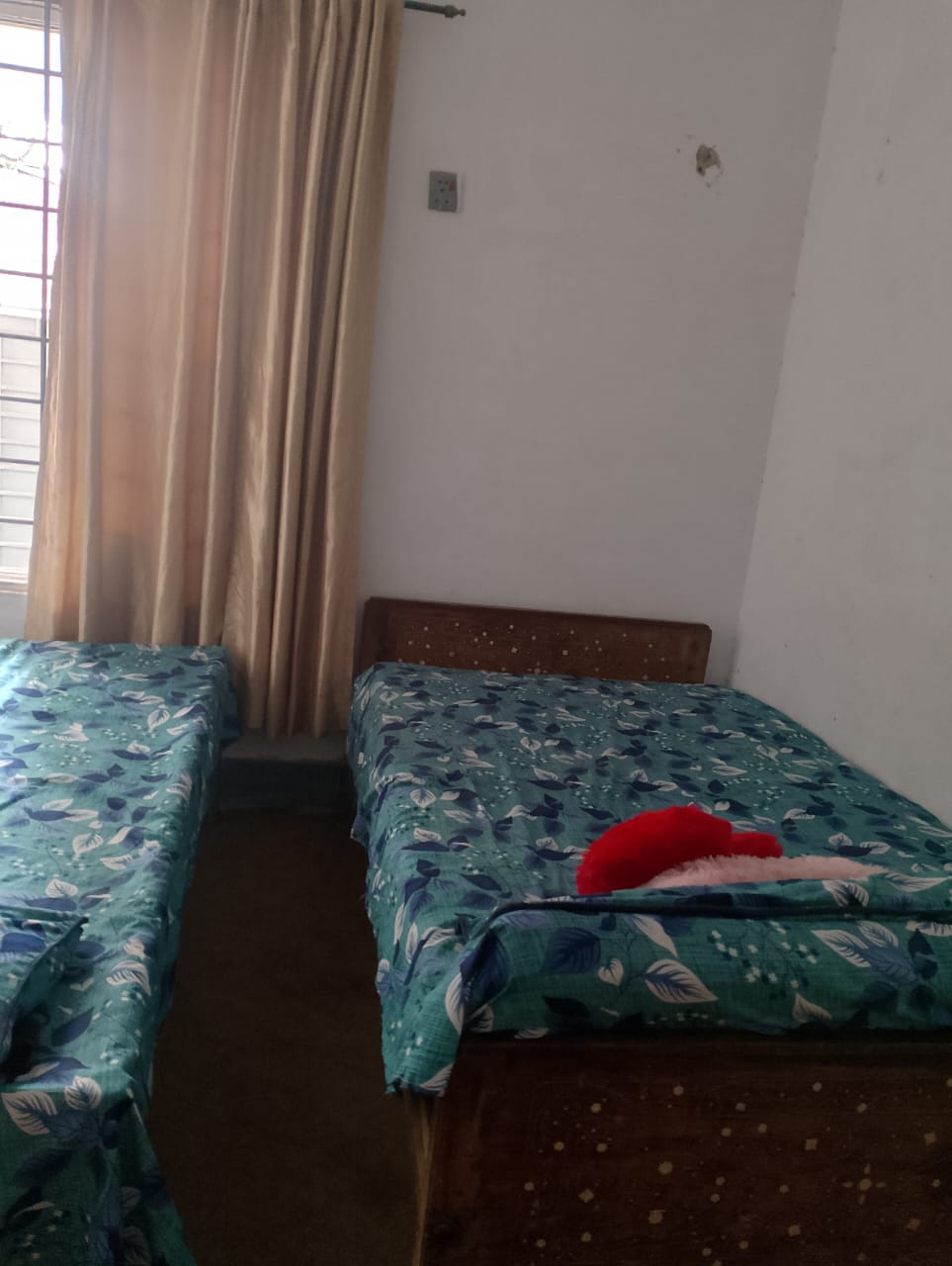 3 Seater Room at MALALA'S GROUP OF HOSTELS in Girls College Road ...