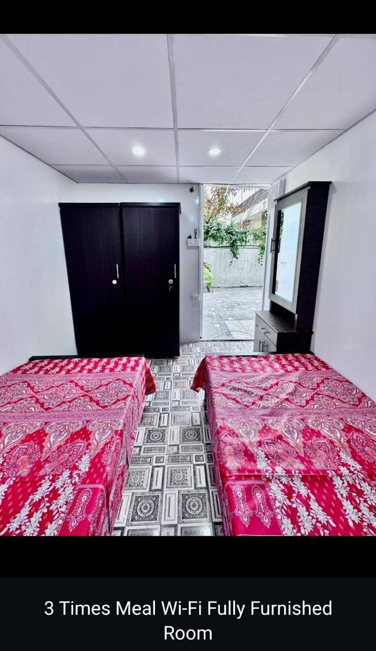2 Person Shared Room at NOOR GIRLS HOSTEL in F-8/3, Islamabad (2 Seats ...
