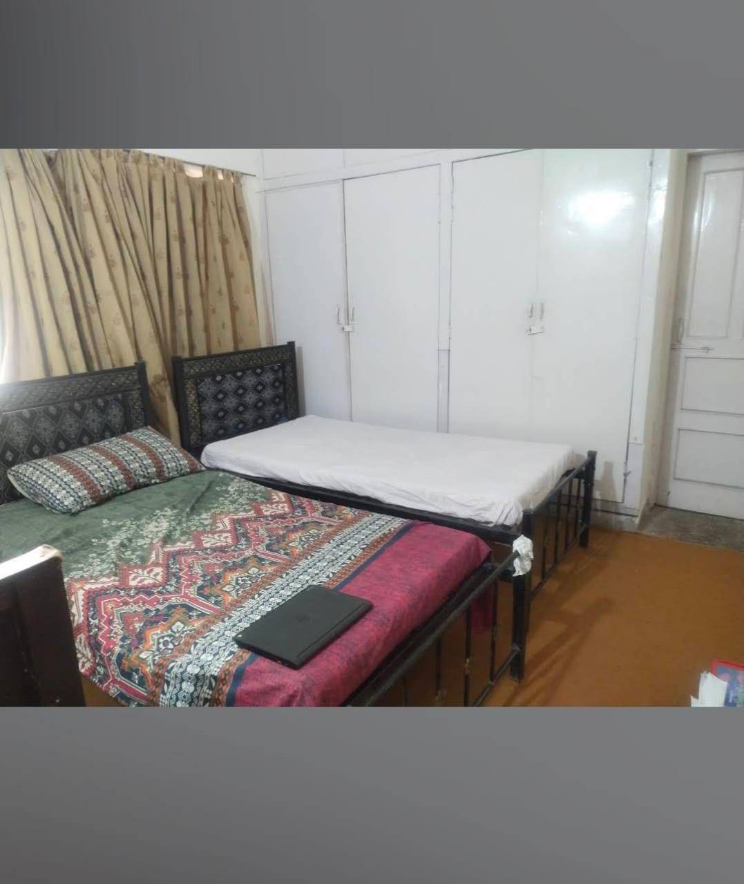 2 seater room at Shana Girls Hostel in G-10, Islamabad (2 Seats) - PKR ...