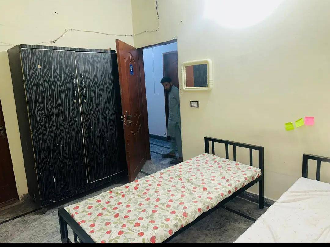 2 seater room at Amal girls hostel in Old Muslim Town, Lahore (2 Seats ...